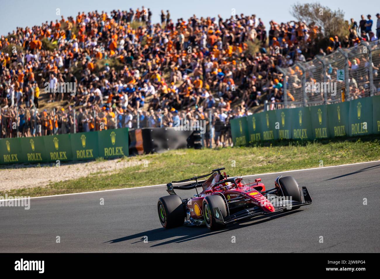16 LECLERC Charles (mco), Scuderia Ferrari F1-75, action crowd, foule ...