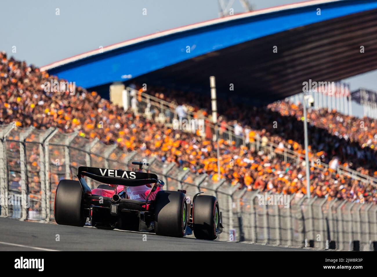 16 LECLERC Charles (mco), Scuderia Ferrari F1-75, action crowd, foule ...