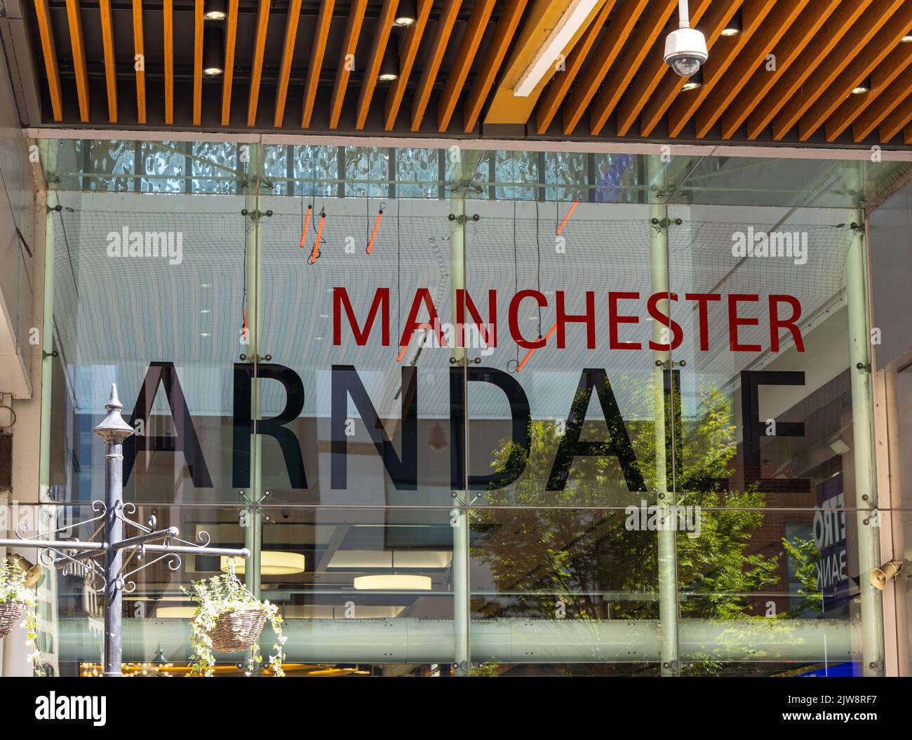 Manchester arndale shopping centre tower hi-res stock photography and ...