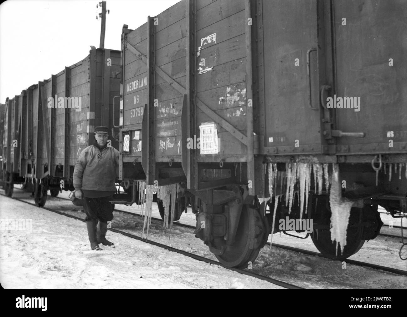 Image of a shunter at freight wagons on the snowy yard of the N.S. in ...