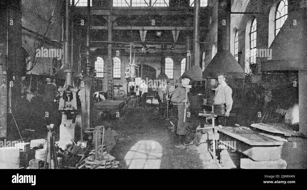 Forge machine Black and White Stock Photos & Images - Alamy