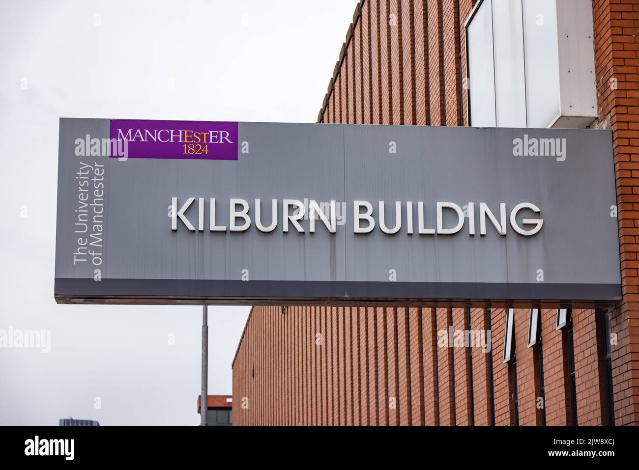 Manchester university kilburn building hi-res stock photography and ...