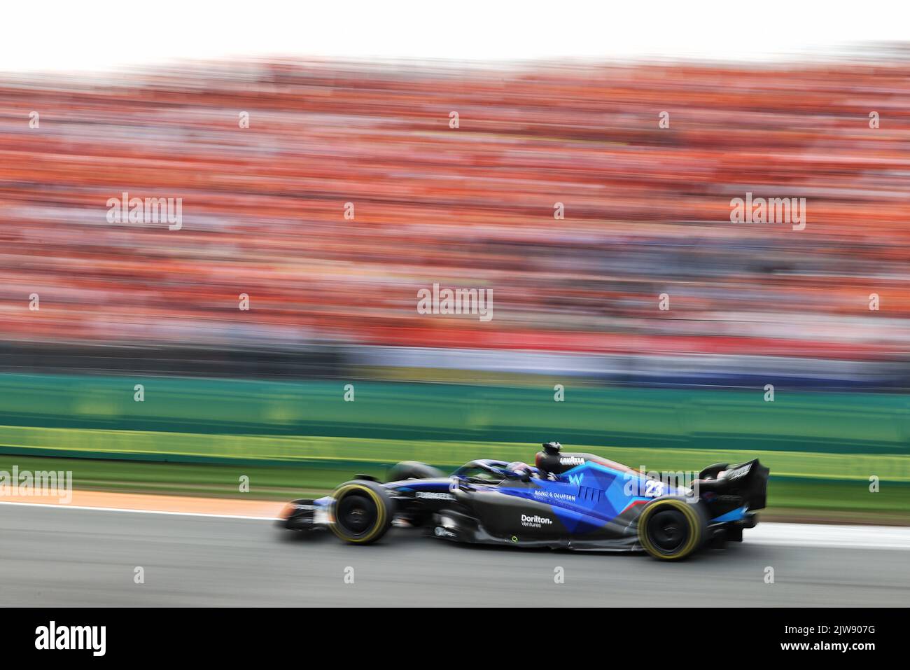 Alexander Albon (THA) Williams Racing FW44. Dutch Grand Prix, Sunday ...