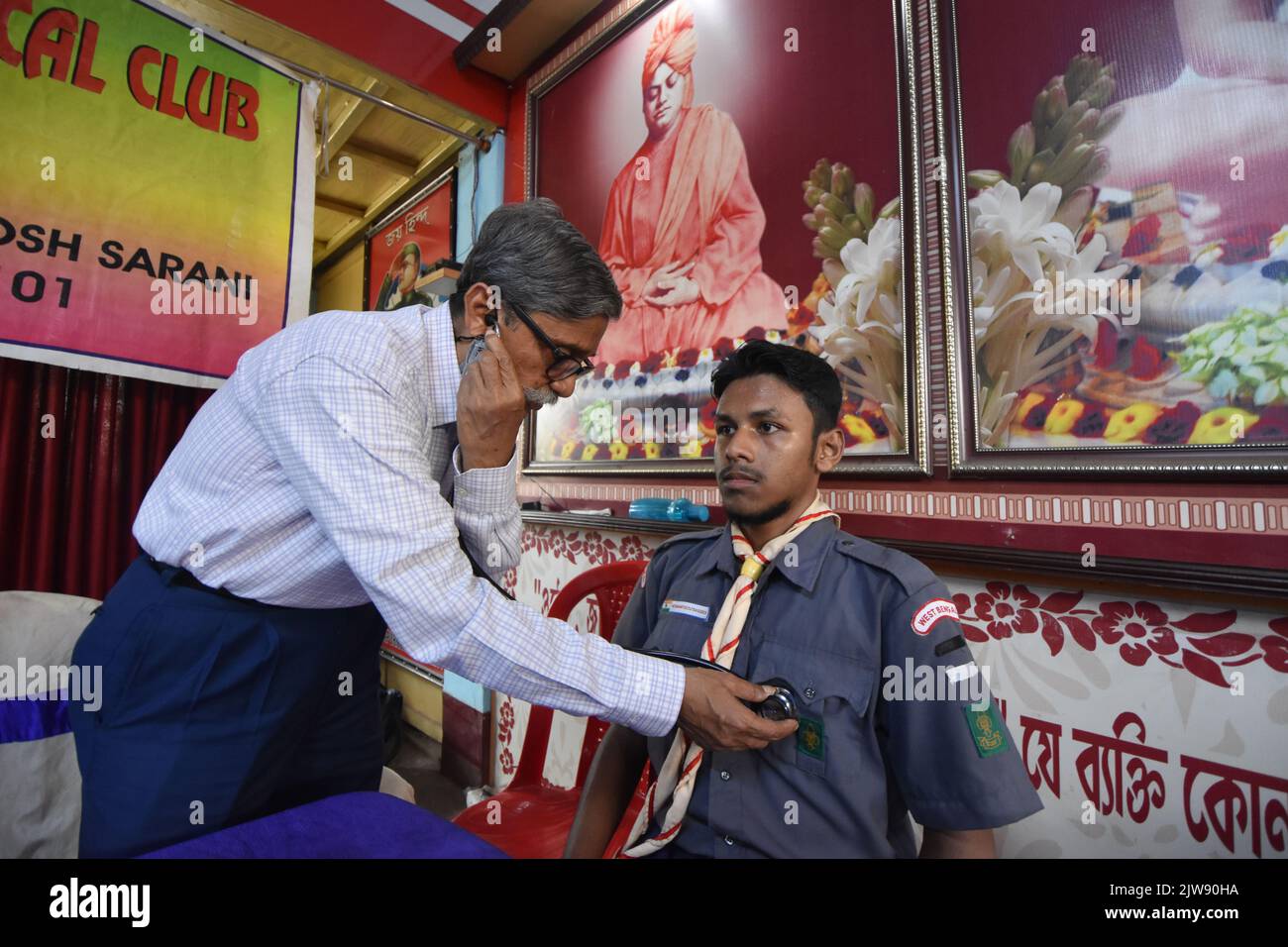 Howrah, India. 04th Sep, 2022. A free health check-up camp organize by ...