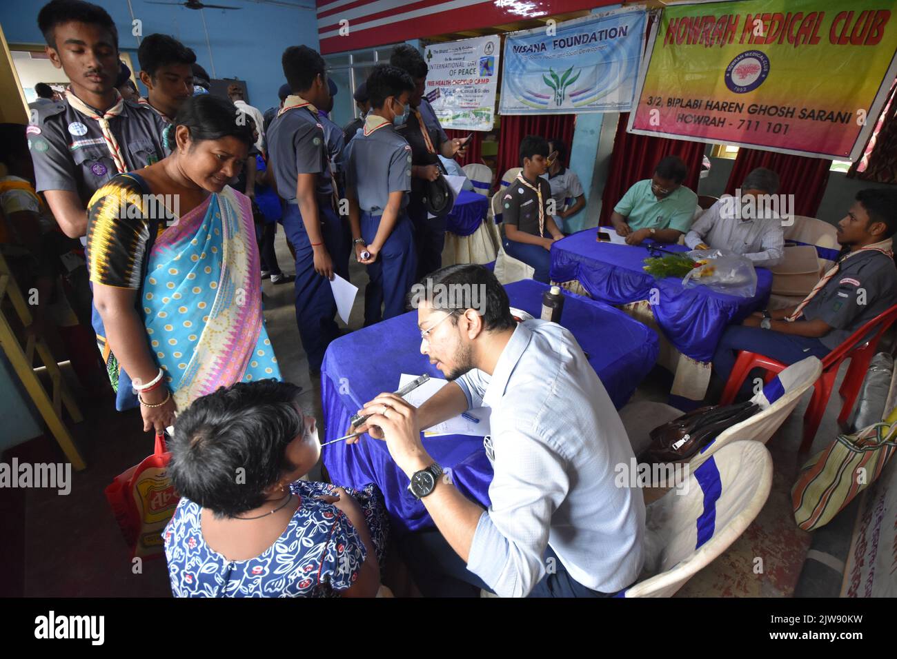Howrah, India. 04th Sep, 2022. A free health check-up camp organize by ...