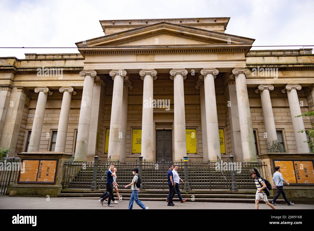 Manchester skyline 2022 hi-res stock photography and images - Alamy