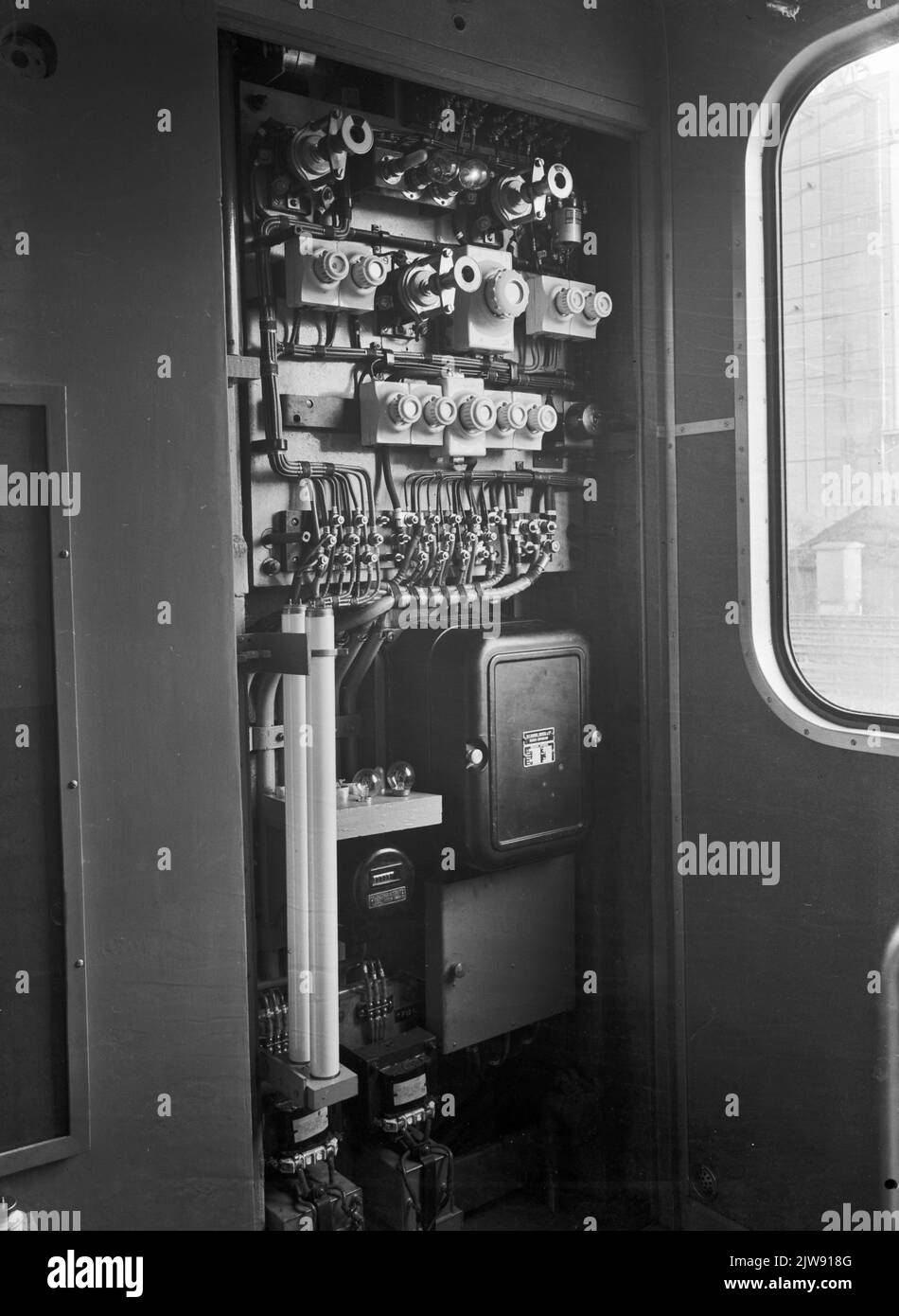Image of the switch cabinet of the carriage C 6601 (Plan E, series C ...
