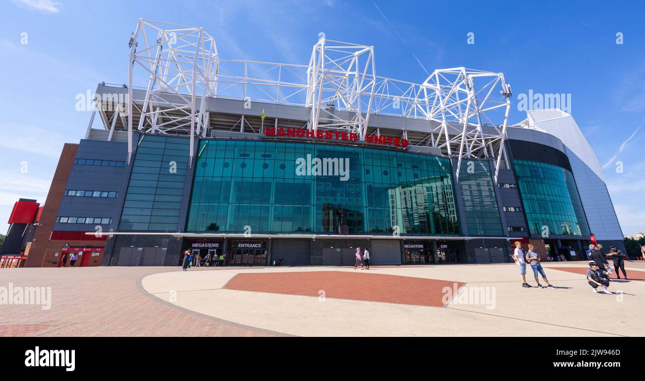 Old trafford stadium aerial night hi-res stock photography and images ...