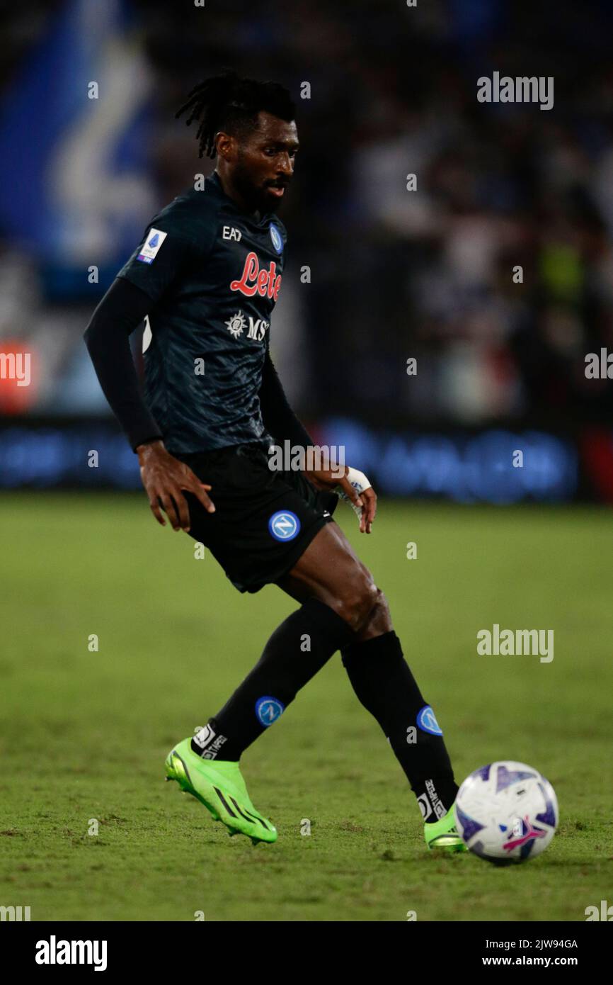 SSC Napoli's Cameroonian striker Andre Zambo Anguissa controls the ball ...