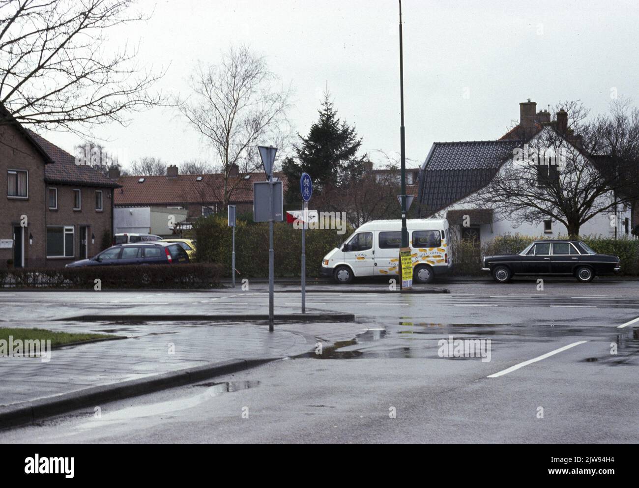 View at the intersection of the Oranjelaan (foreground) and the ...