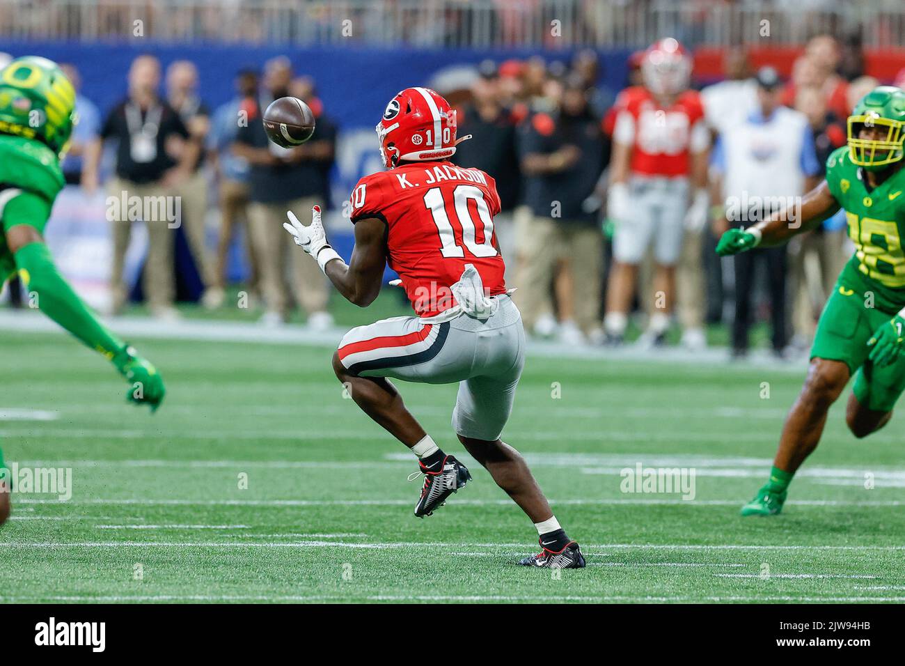 September 3, 2022: Georgia's Kearis Jackson (10) makes a reception ...