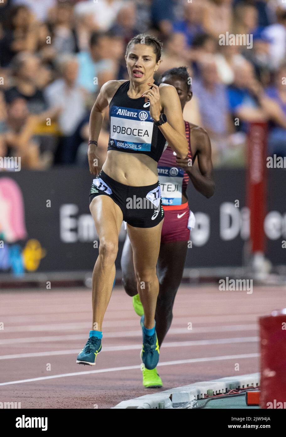 Claudia Mihaela Bobocea pacemaking in the women's 1500m during the ...