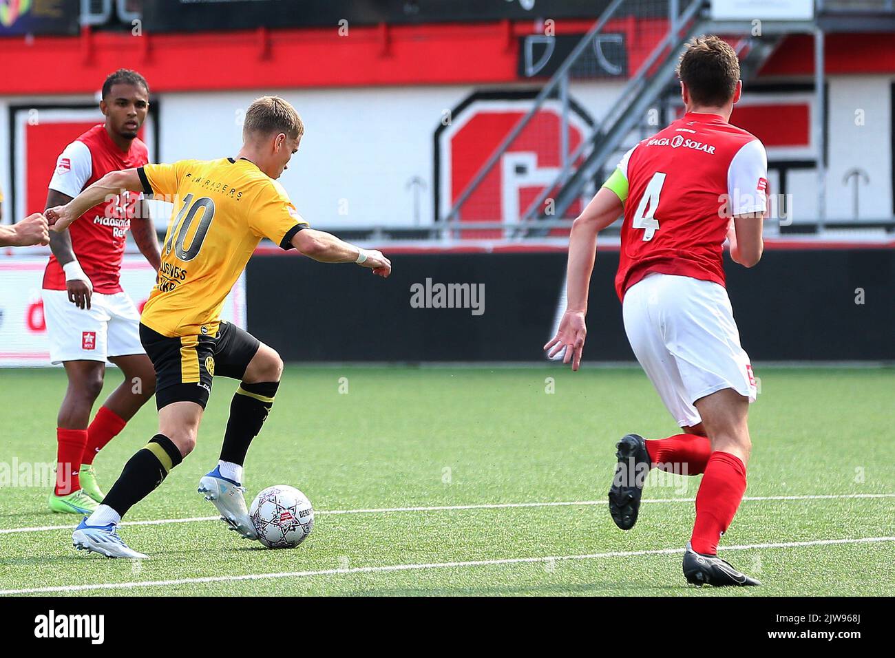 MAASTRICHT- football, 04-09-2022, stadion de Geusselt, MVV Maastricht ...