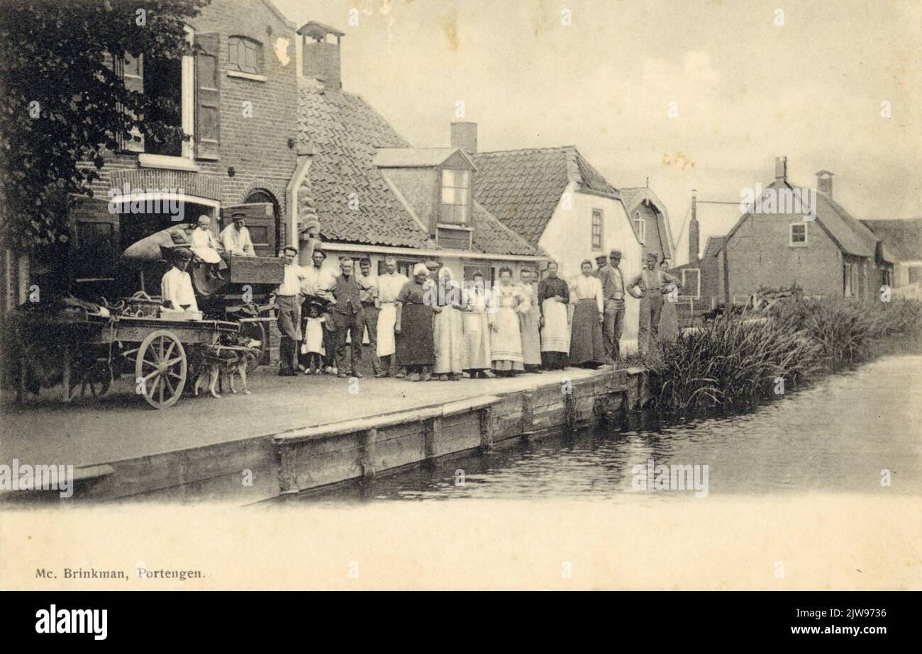 View of a few houses on the Groote Heicop Portengen (municipality of ...
