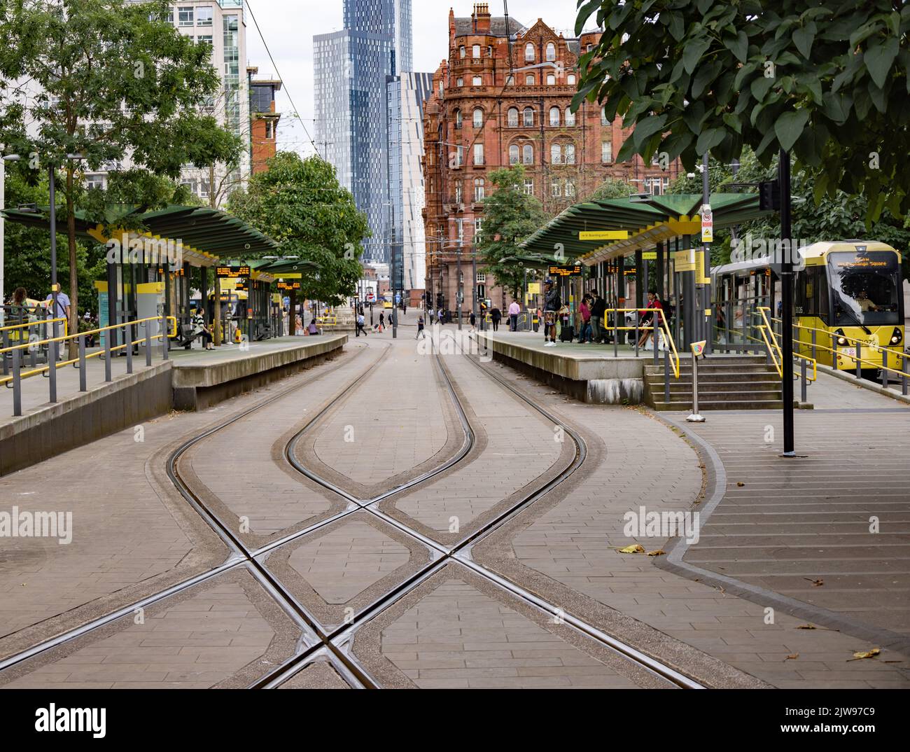 Manchester st peters square station hi-res stock photography and images ...