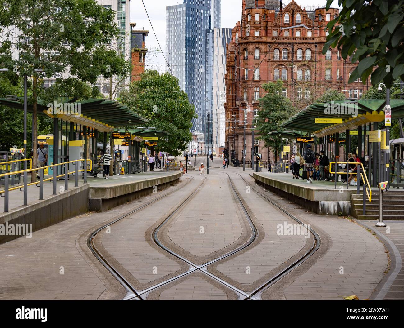 Manchester st peters square station hi-res stock photography and images ...