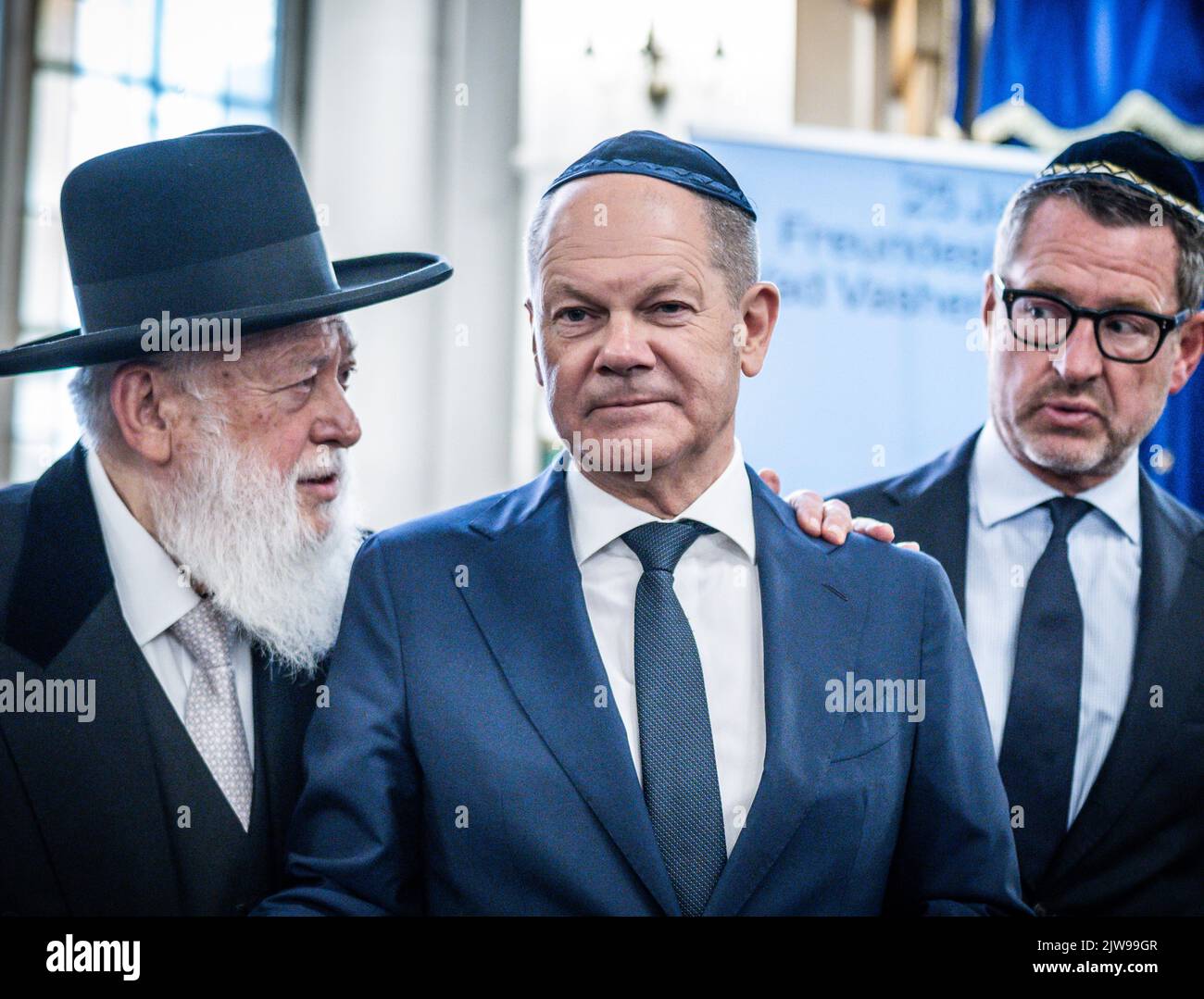 Berlin, Germany. 04th Sep, 2022. German Chancellor Olaf Scholz (SPD, m ...