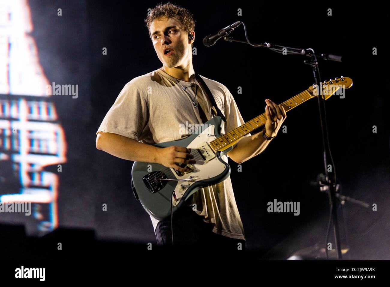 Sam fender music pics hi-res stock photography and images - Alamy