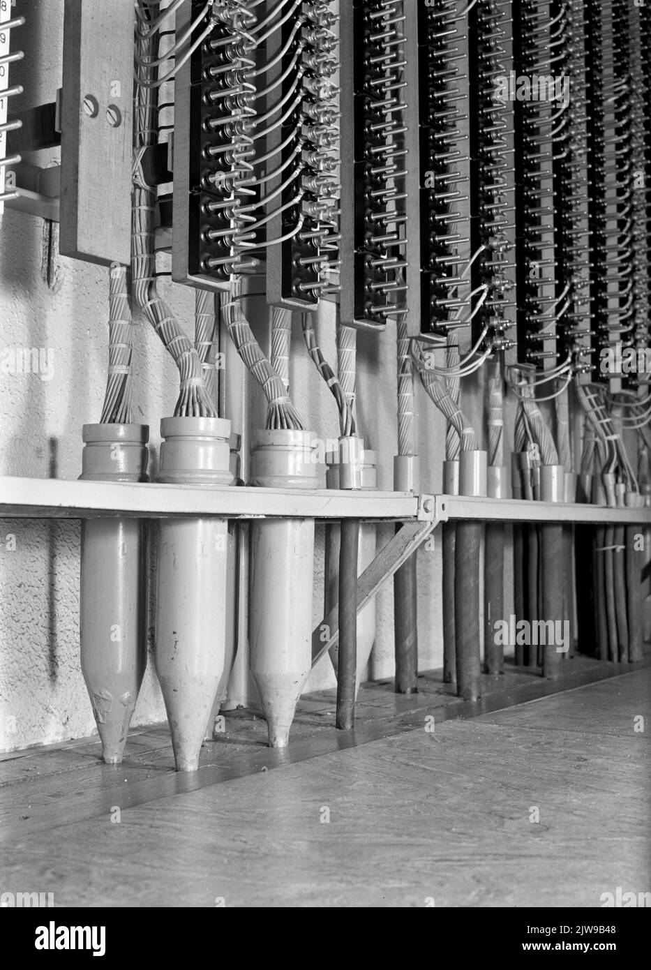 Relay rack Black and White Stock Photos & Images - Alamy