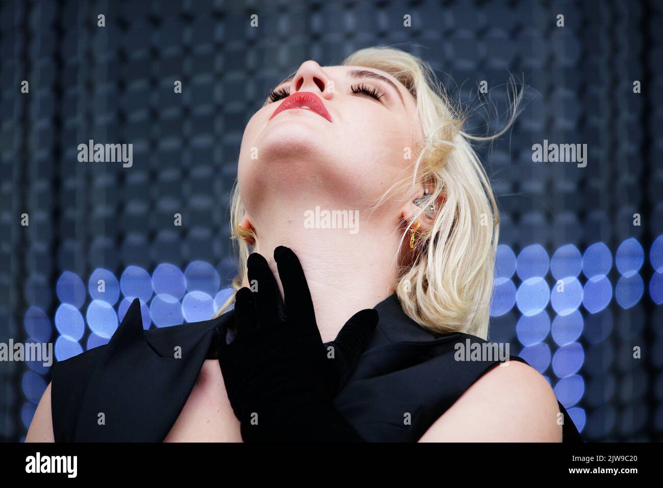 Singer-songwriter Self Esteem, Rebecca Lucy Taylor, performing at the ...