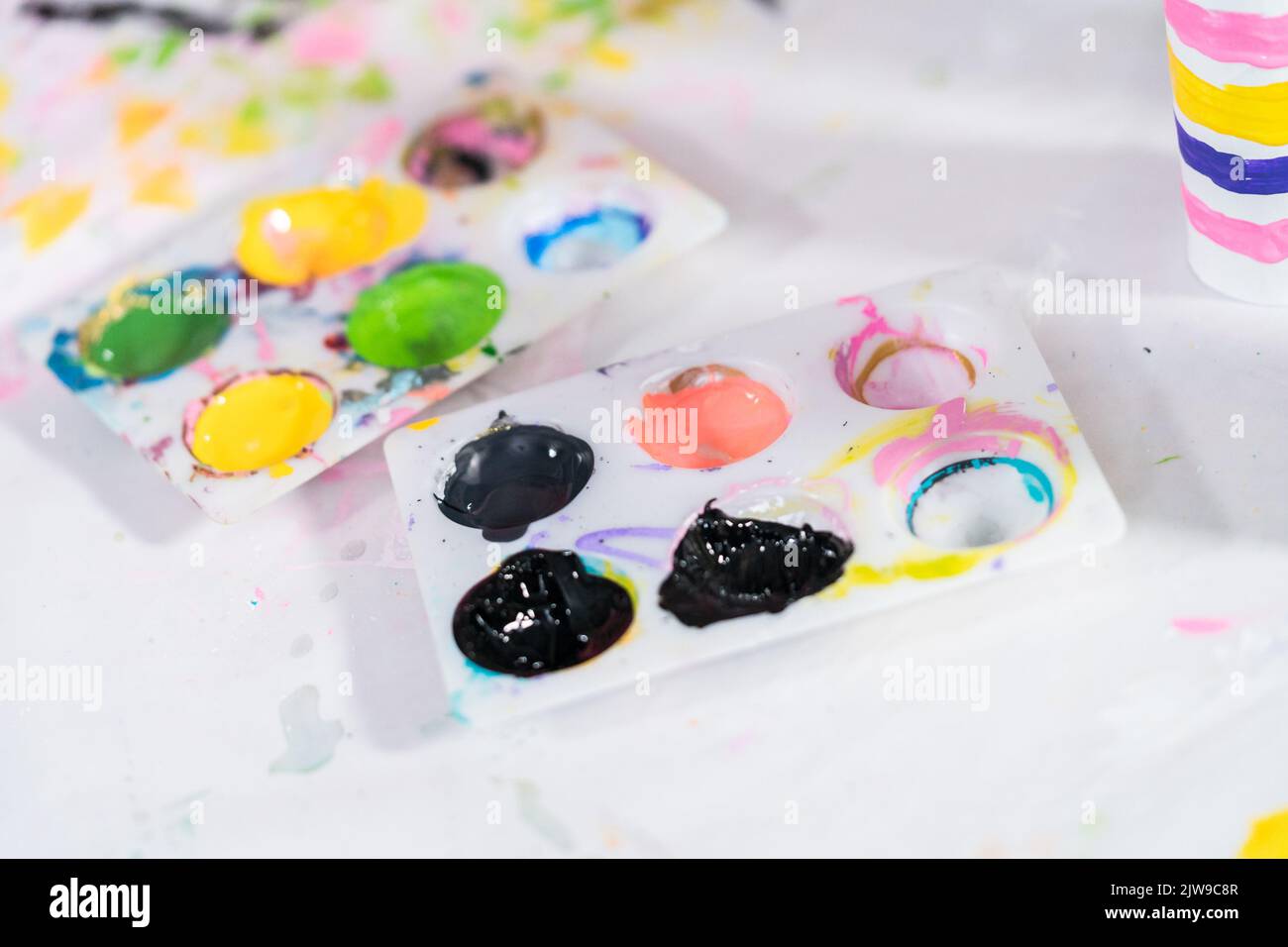 Kids paper craft Stock Photo - Alamy