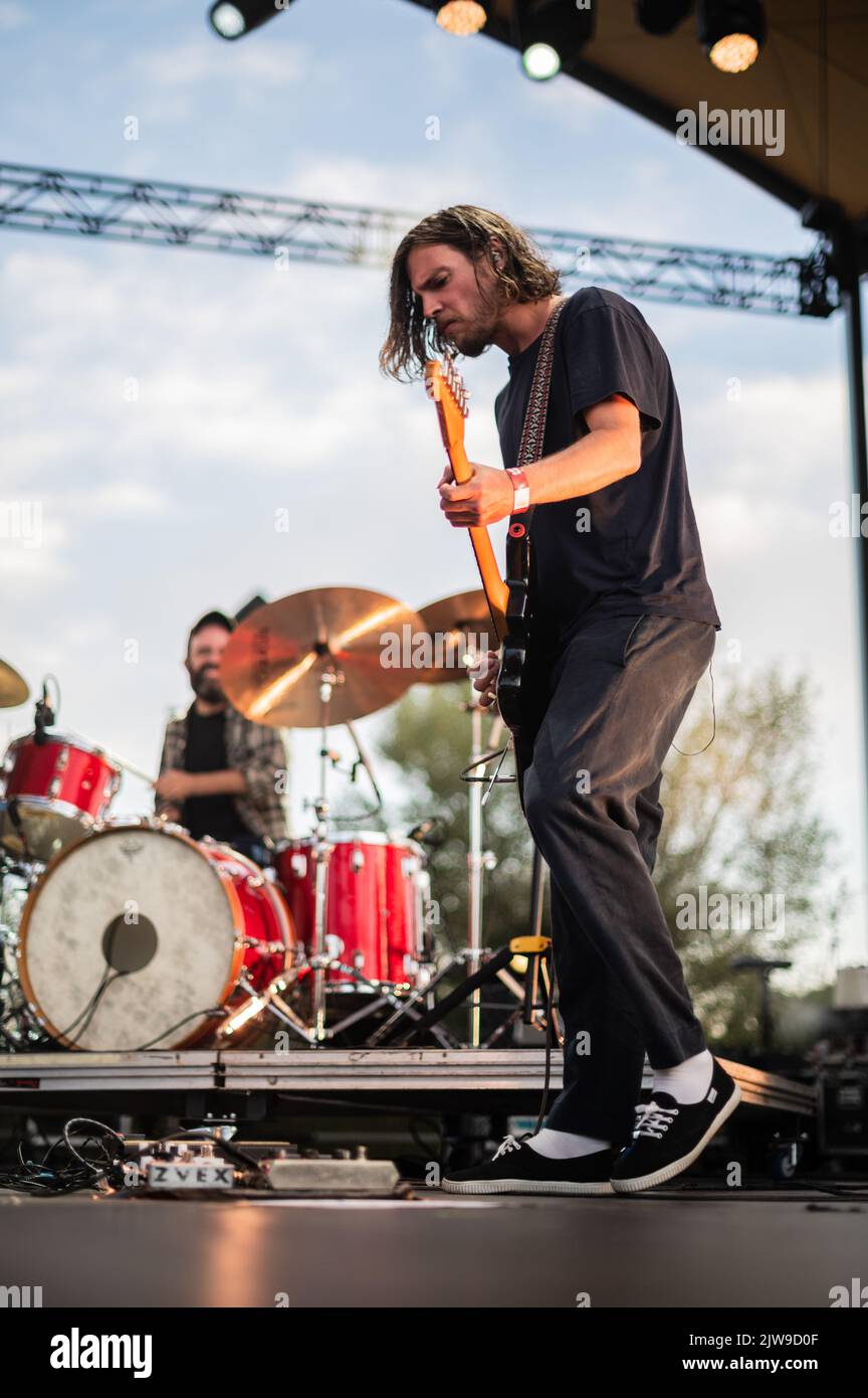 Spanish artist Ivan Ferreiro and his band perform live during Vive ...