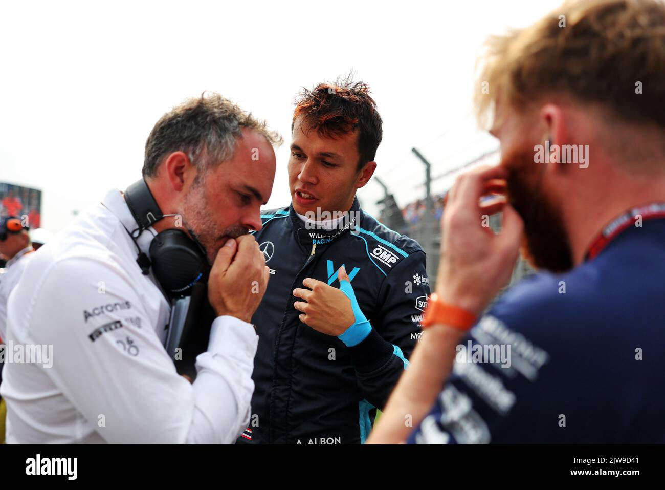 Formula 1 race engineer james hi-res stock photography and images - Alamy