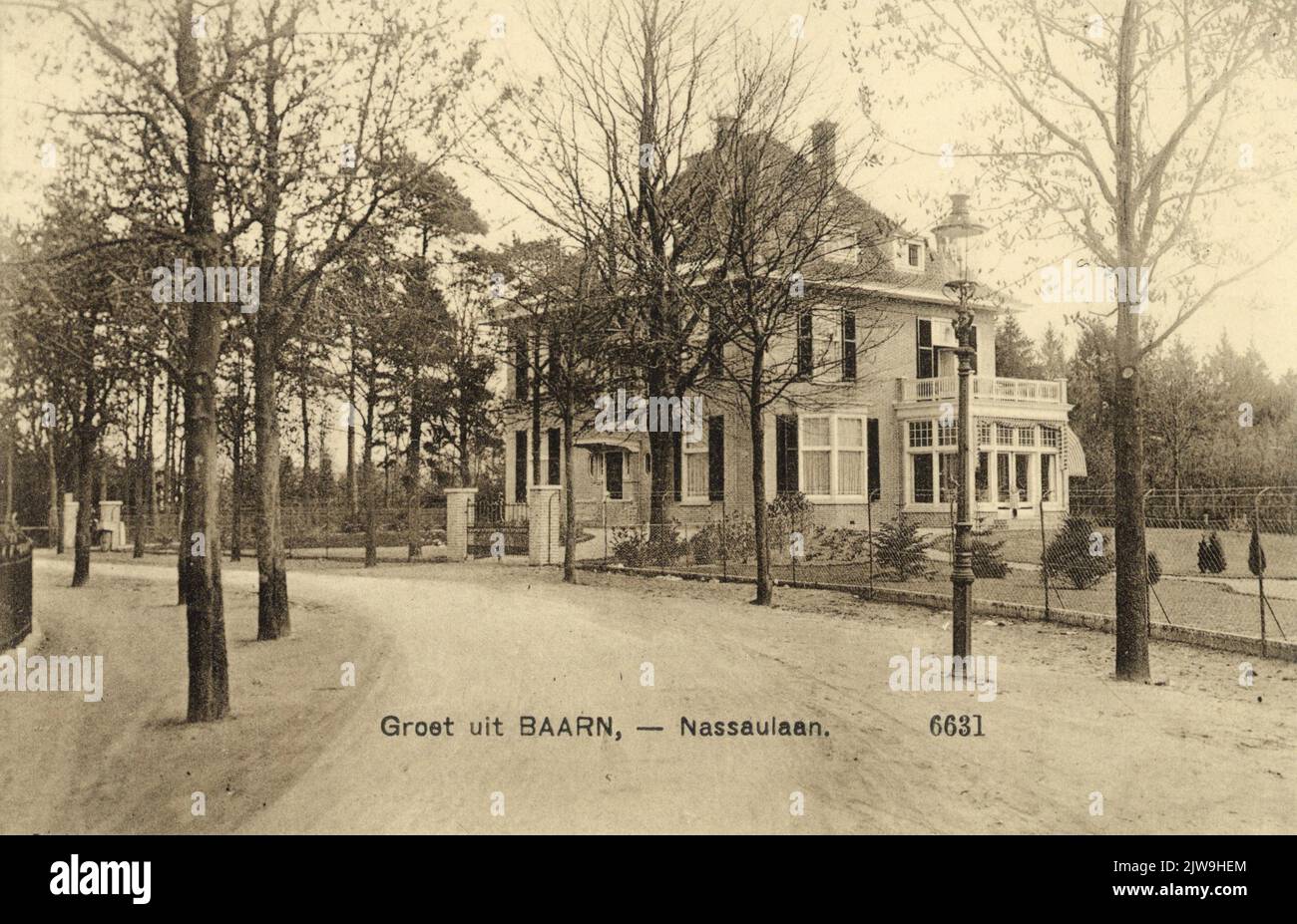 Face in the Nassaulaan in Baarn, with the front and right side of the ...