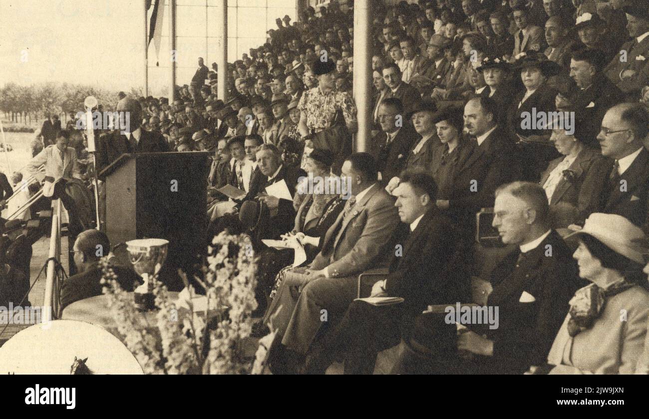 On Whit Monday, the Mereveld racing track was opened in Utrecht Stock ...