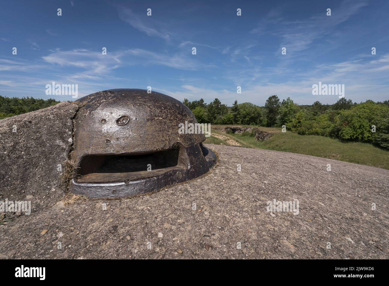 Bunker camp historical hi-res stock photography and images - Alamy