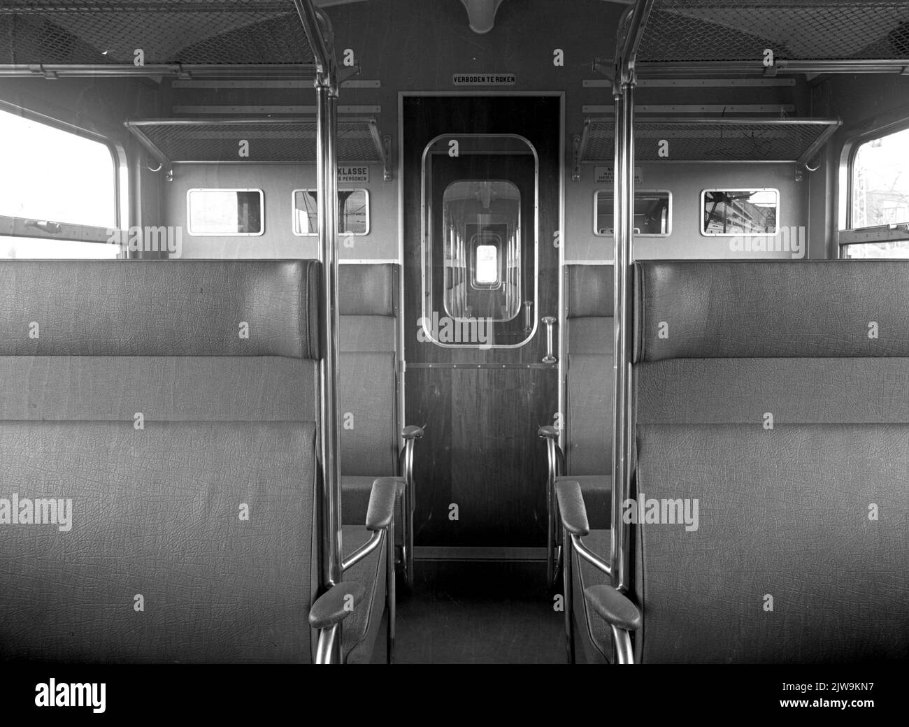 Oval bust Black and White Stock Photos & Images - Alamy