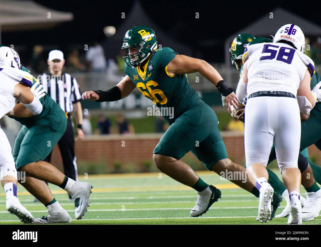 Waco, Texas, USA. 3rd Sep, 2022. Baylor Bears offensive lineman Jacob ...