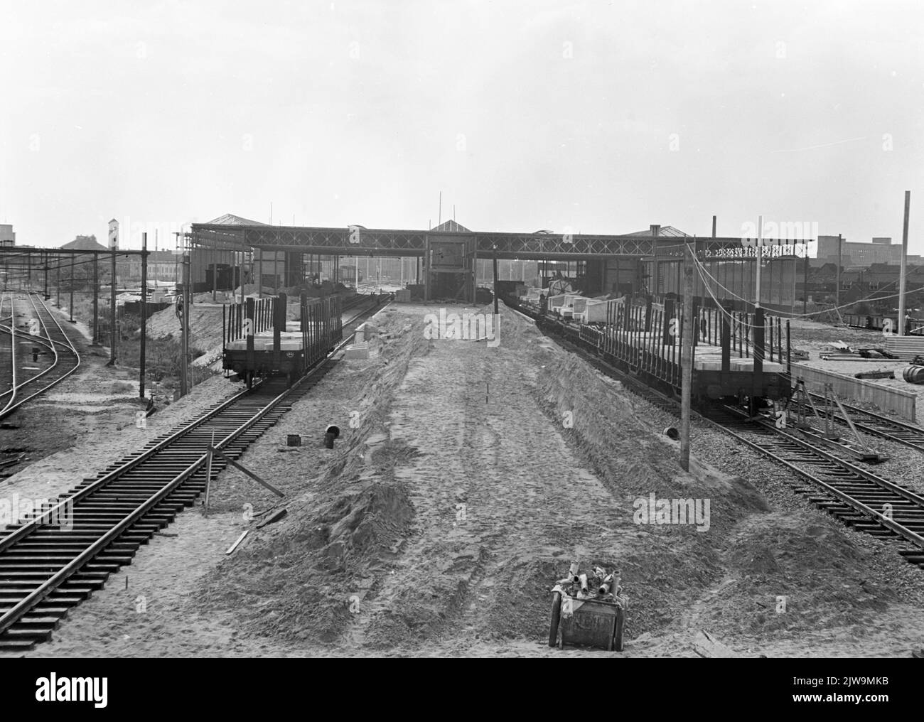 Elevated work platform Black and White Stock Photos & Images - Alamy
