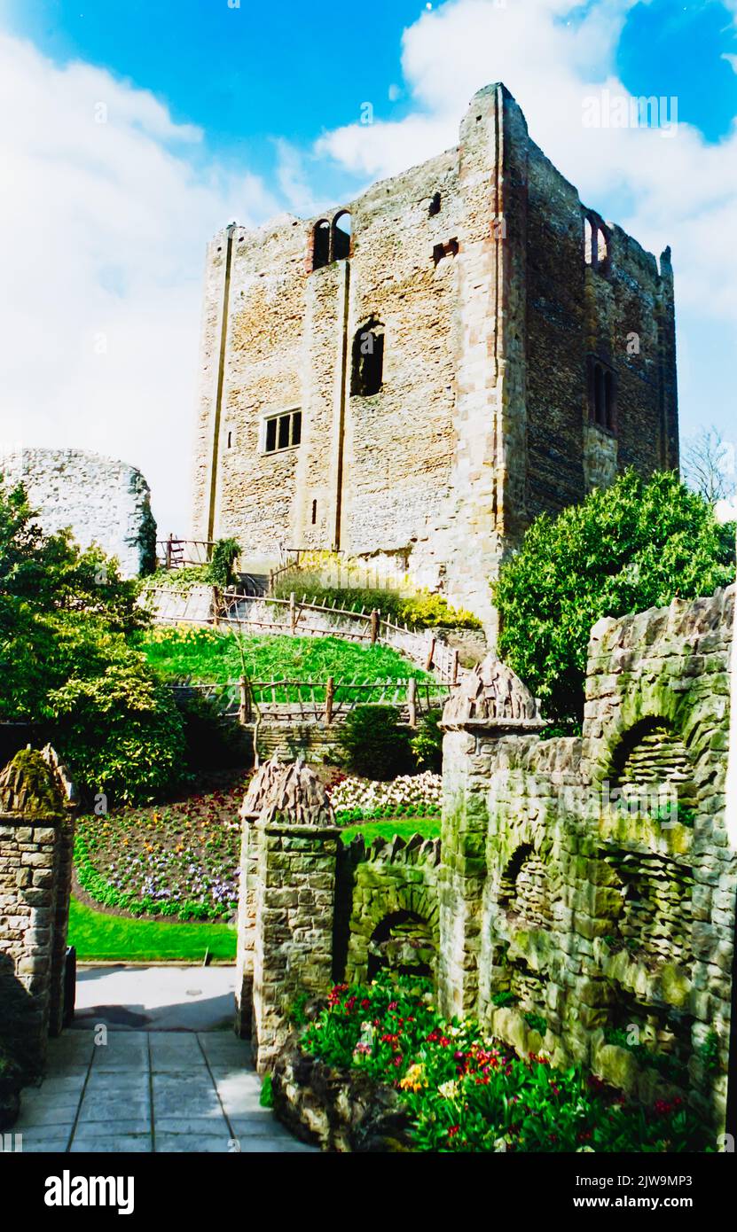 Guildford Castle Circa 1995 shot on film Stock Photo - Alamy