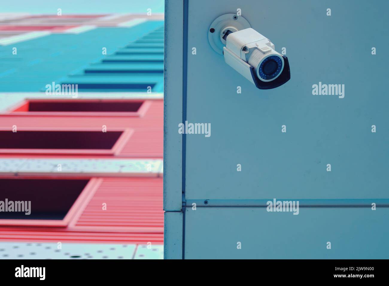 Looking up on cctv camera hi-res stock photography and images - Alamy