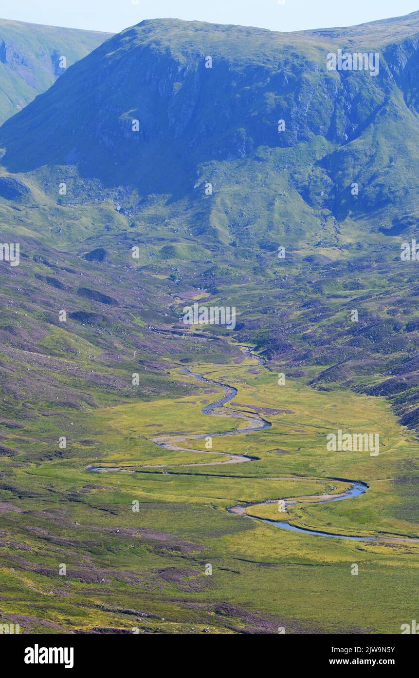 Loch callater walk hi-res stock photography and images - Alamy