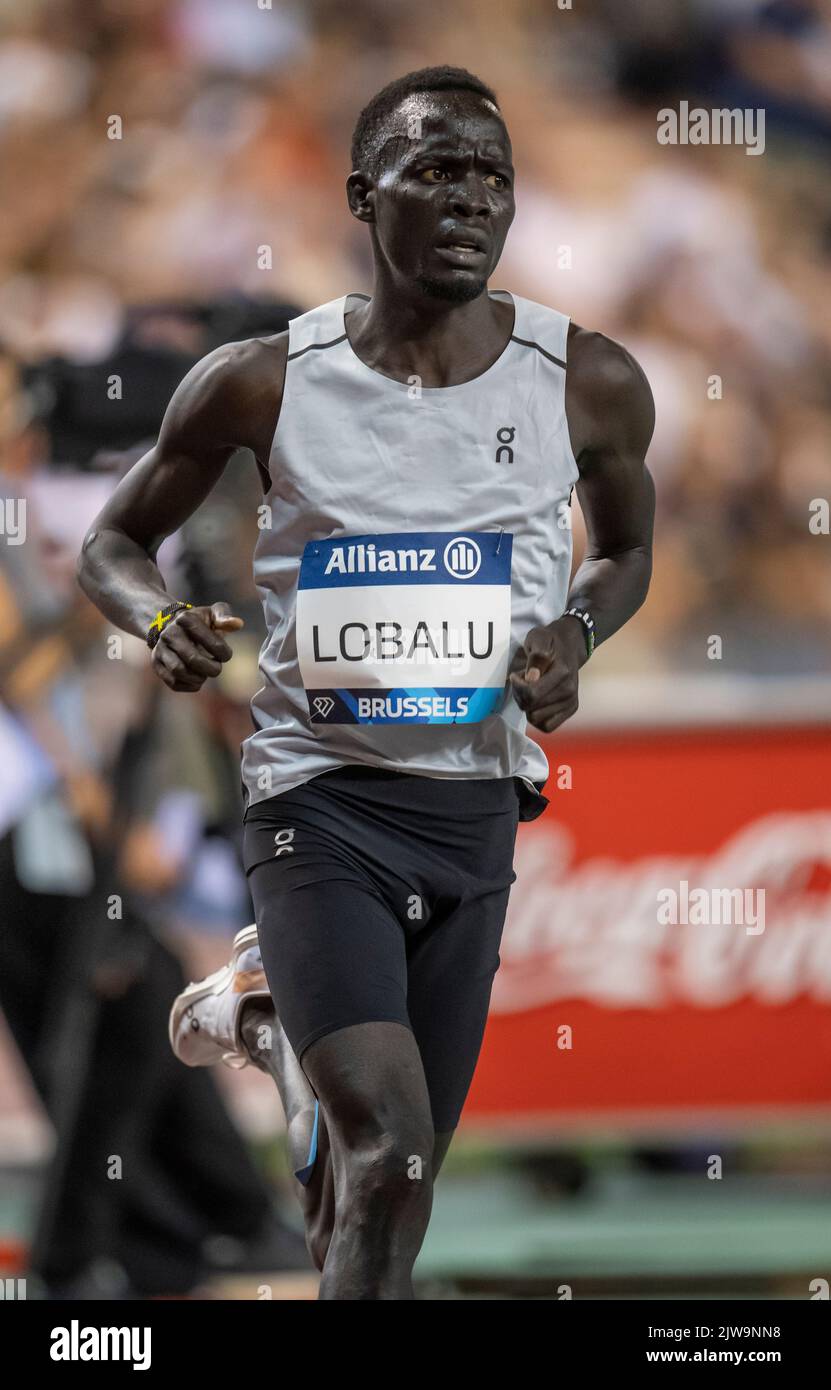 Domnic Lokinyomo Lobalu competing in the men's 5000m during the Allianz ...