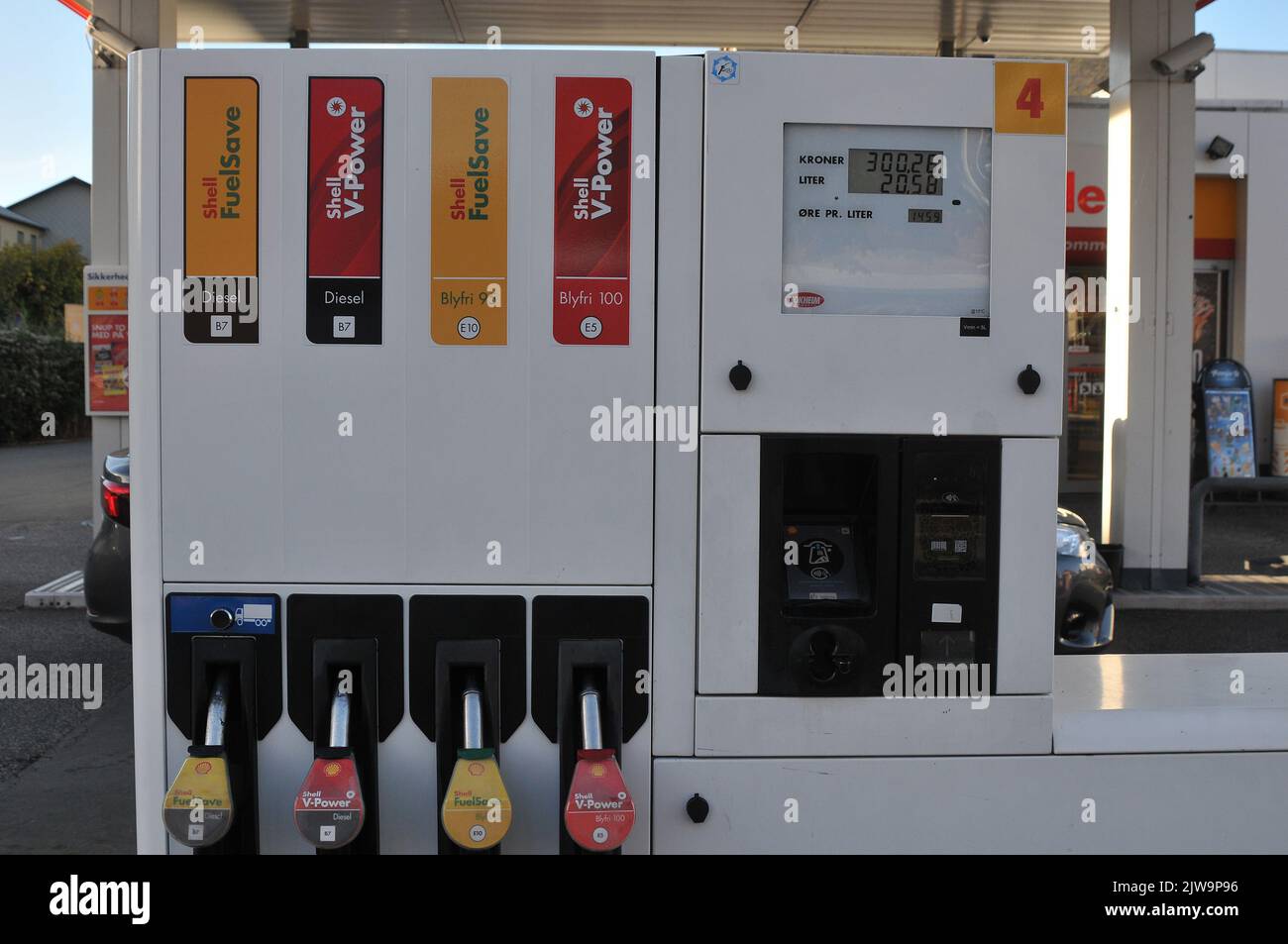 Kastrup/Copenhagen/Denmark/04 September 2022/Shell gasoline and shell ...