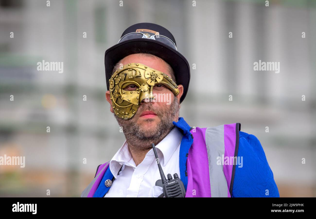 Steam punk steampunk profile hi-res stock photography and images - Alamy