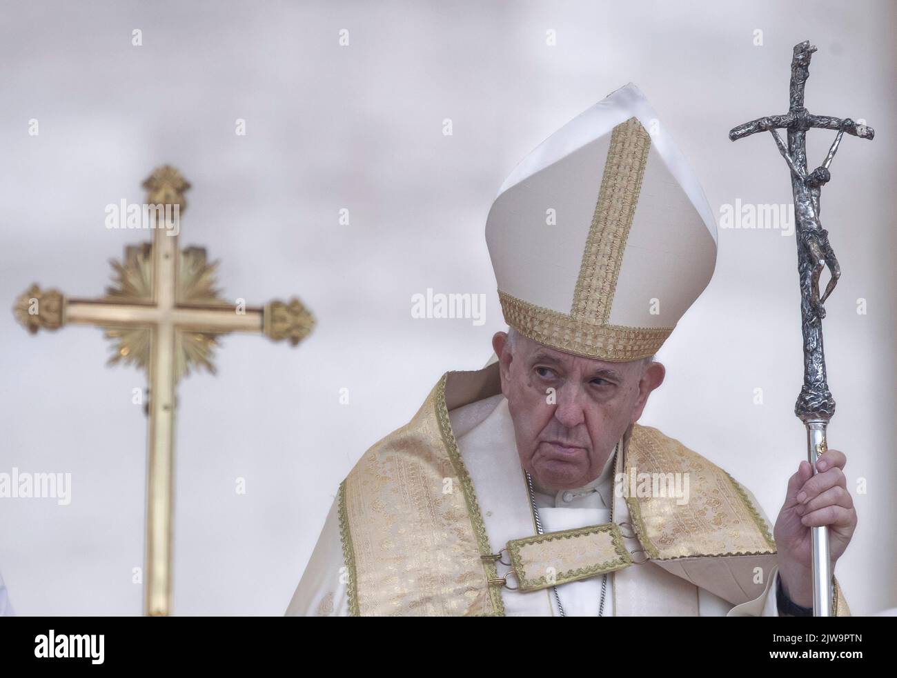 Vatican City, Vatican, 04 September 2022. Pope Francis leads a mass for ...