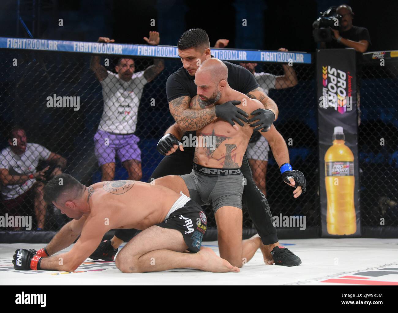 Fnc7 hi-res stock photography and images - Alamy