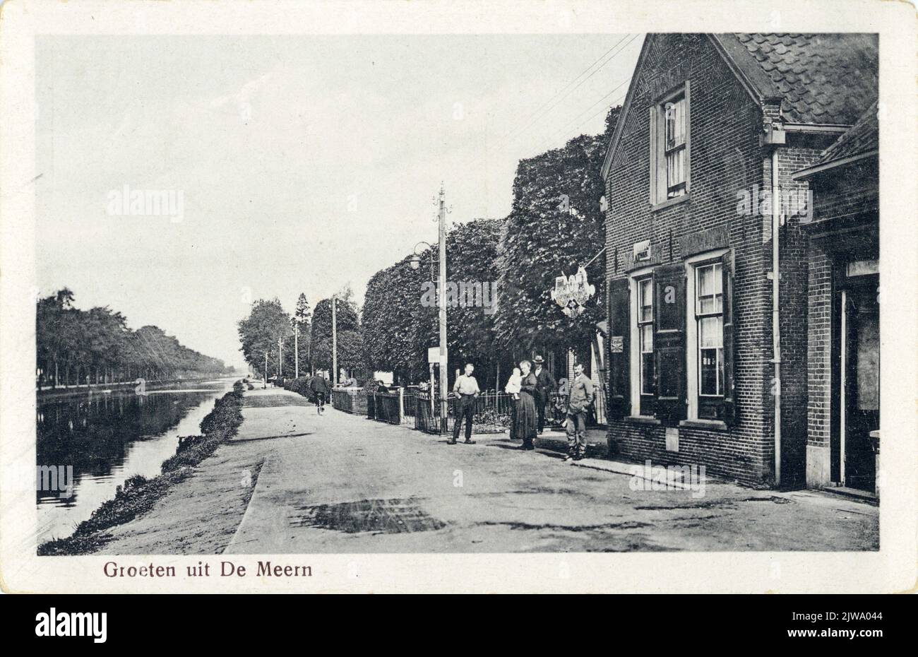 View of the Leidsche Rijn and the facades of a row of houses on the ...