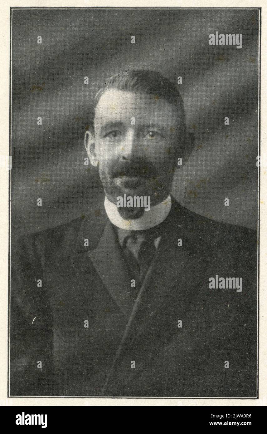 1913 1945 hi-res stock photography and images - Alamy