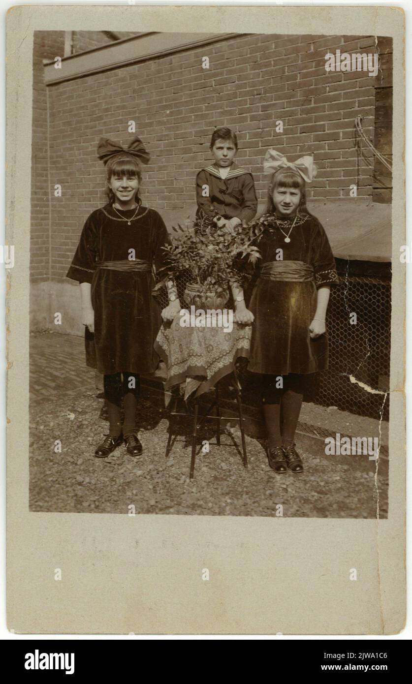 1910 1991 hi-res stock photography and images - Alamy