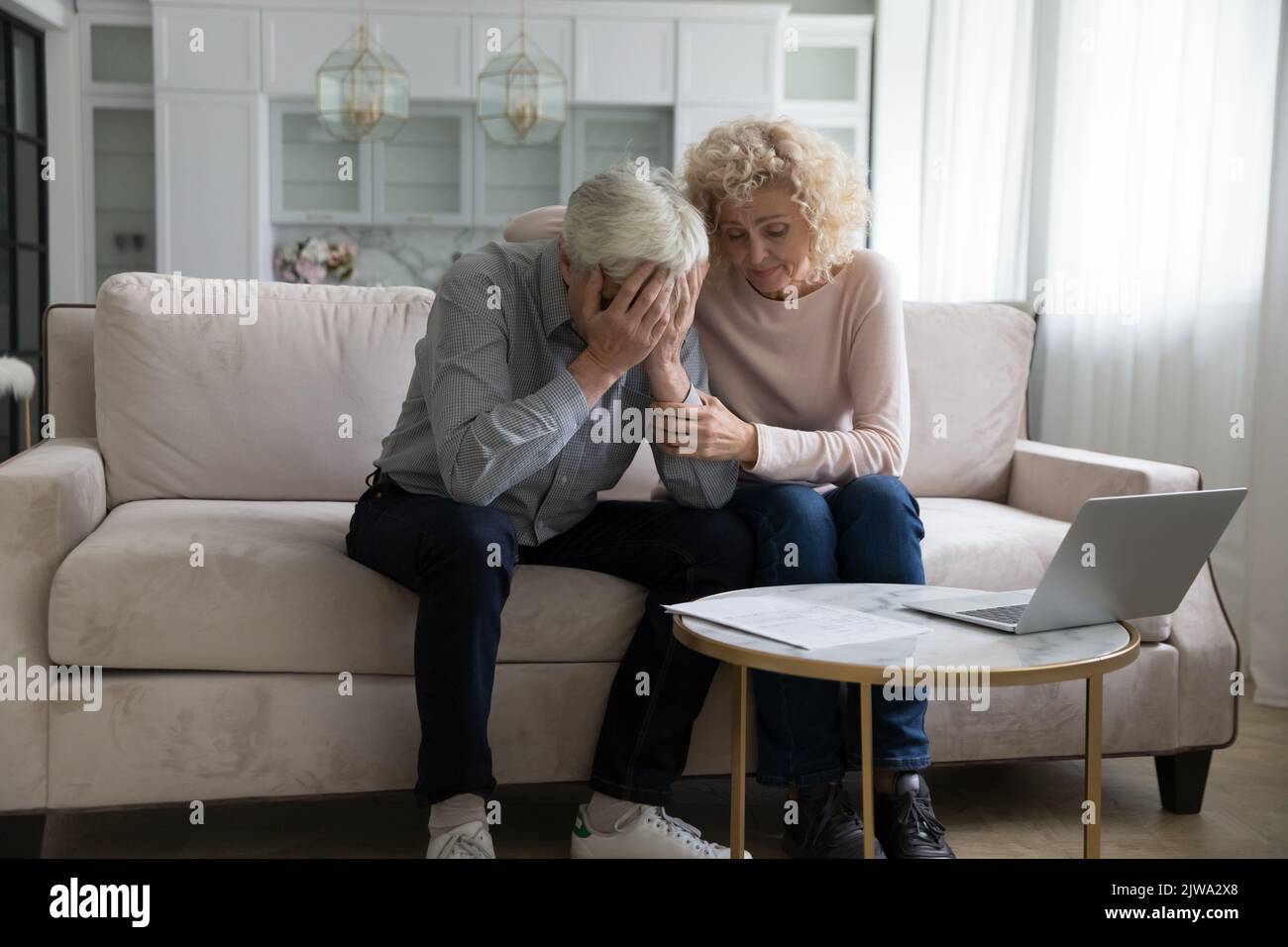 Desperate older woman hi-res stock photography and images - Alamy