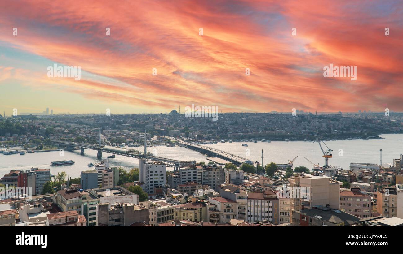 Istanbul Golden Horn landscape. Historical Golden Horn Peninsula in ...