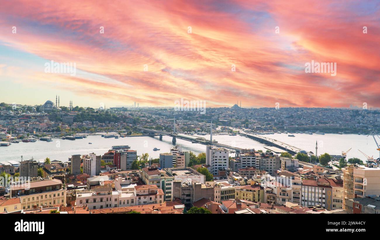 Istanbul Golden Horn landscape. Historical Golden Horn Peninsula in ...