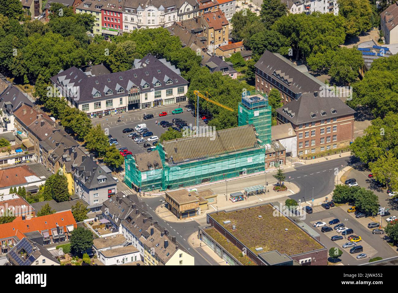 Aerial view, Mengede market, Jeanette Wolff school, shrouded church ...