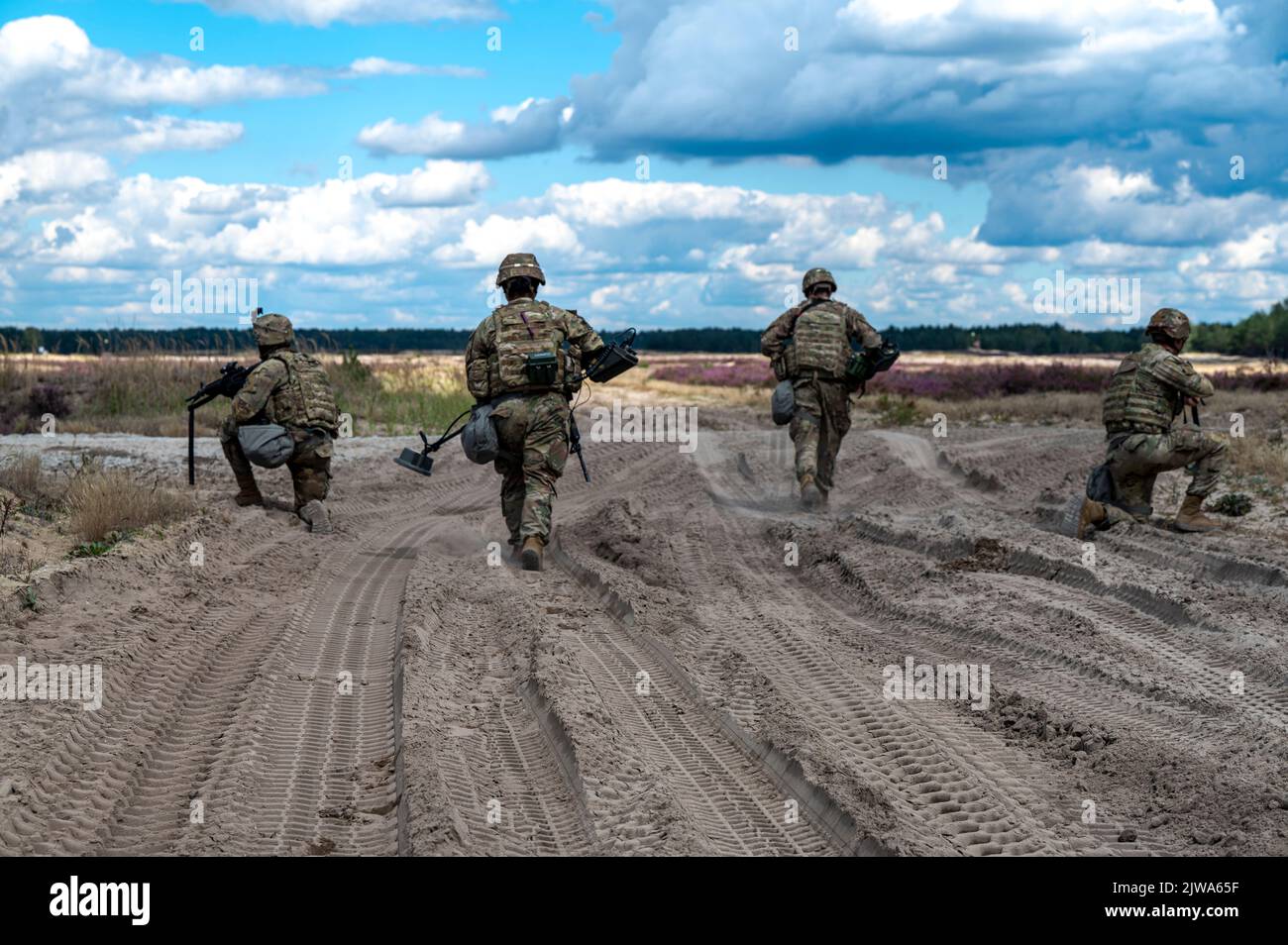U.S. Soldiers with 588th Brigade Engineer Battalion, 3rd Brigade Combat ...