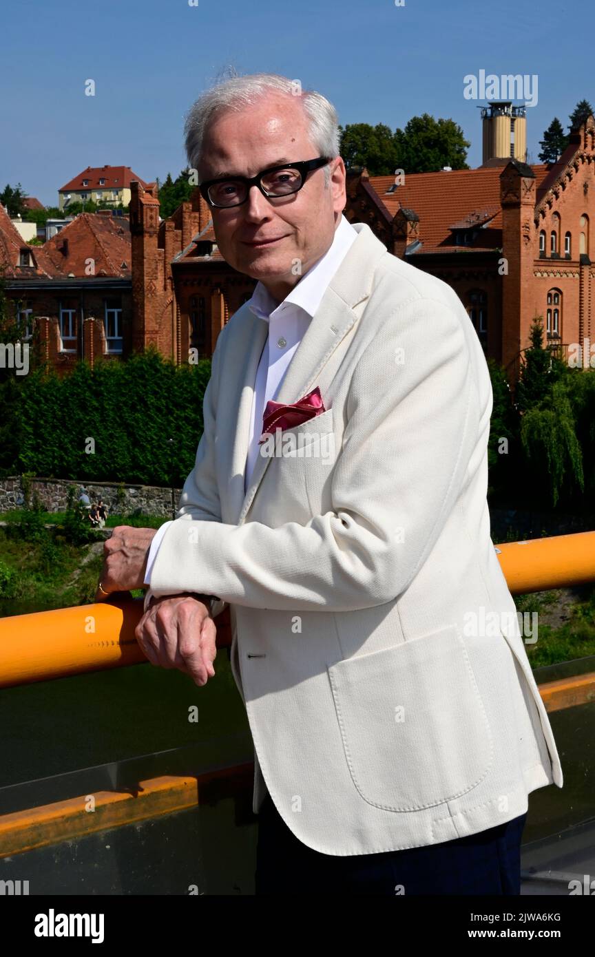 Hans-Jürgen Schatz bei einem exklusiven Fotoshooting während dem ...